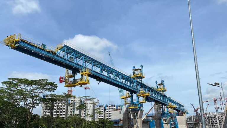 Building elevated railway stations in Singapore - Central Oceans