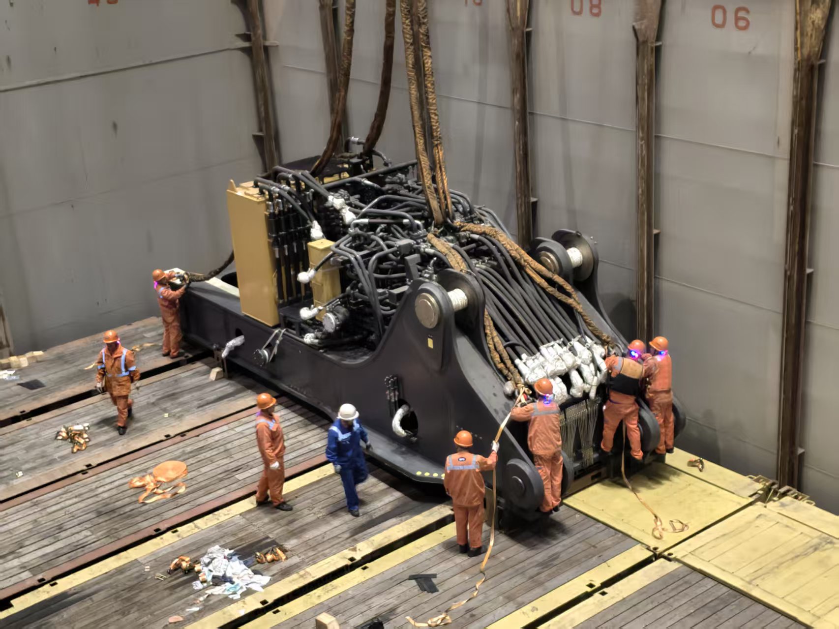 Delivering Mining Equipment on Tight Deadline - Central Oceans